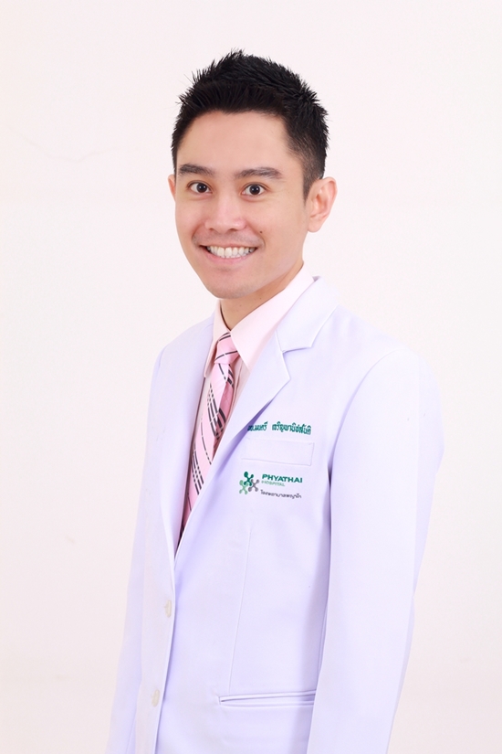 Dr. Montri Charoenpanichsunti | Phyathai Hospital