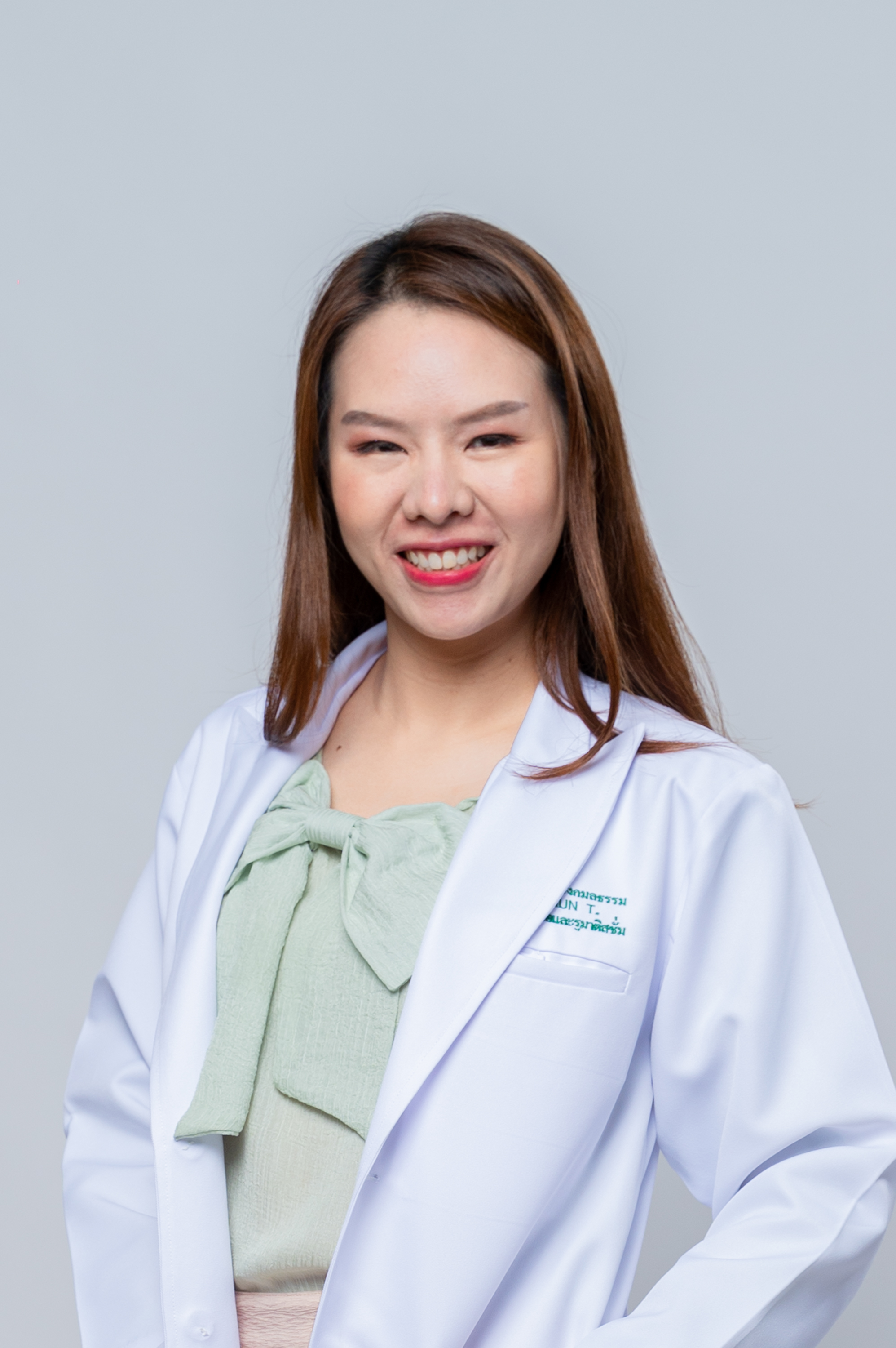 Dr. Tananun Throngkamolthum | Phyathai Hospital