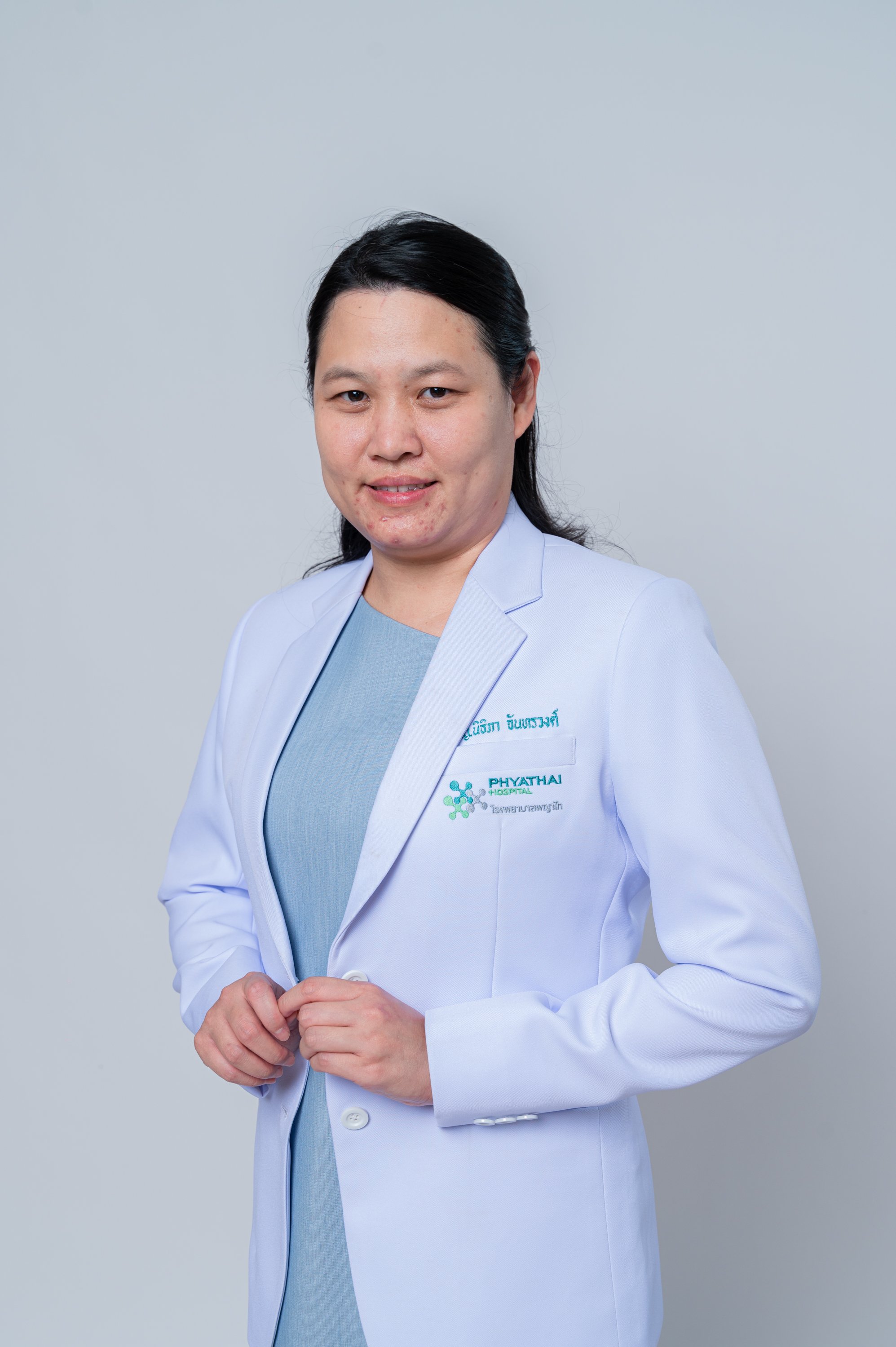 Dr. Nithipa Juntarawong | Phyathai Hospital